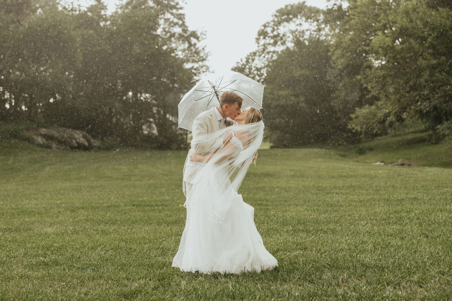 Hayley & Joshua | Anugraha Iyer | Foggy Bottom Barn